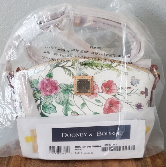 Dooney & Bourke | Bags | New Dooney Bourke Botanical Collection Suki ...
